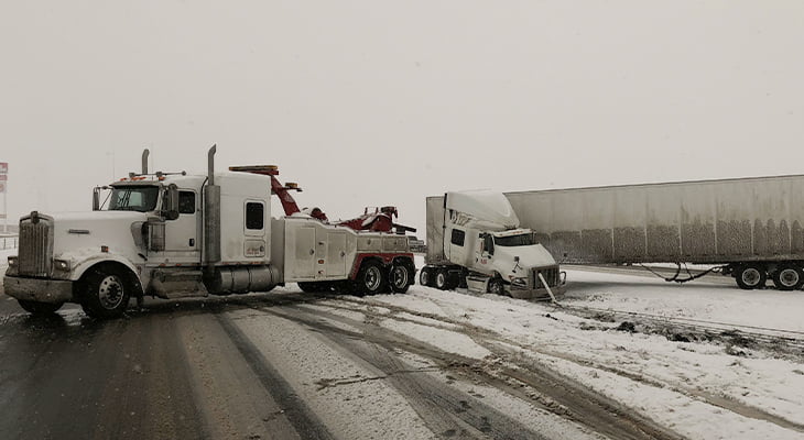 Tips For Avoiding Car Accidents With Trucks | AAA Towing Tips For Avoiding Car Accidents With Trucks | AAA Towing